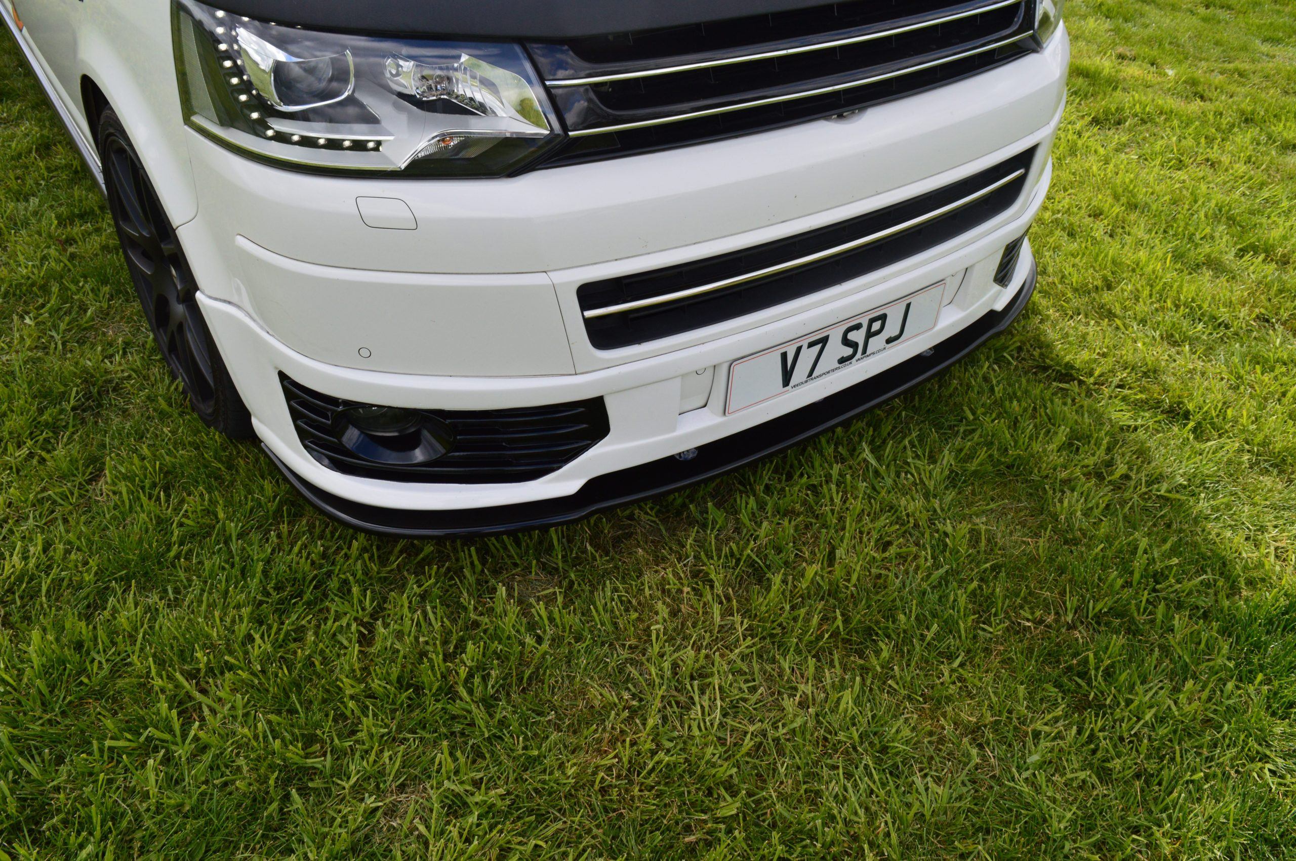 VW T5.1 OEM Style Front Spoiler (PRIMED) & Front Splitter - Vee Dub