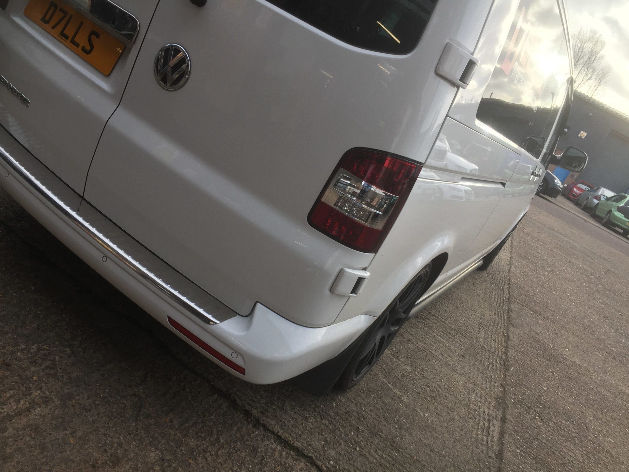 T5 & T5.1 Red & Clear LED Rear Lights - Twin Door