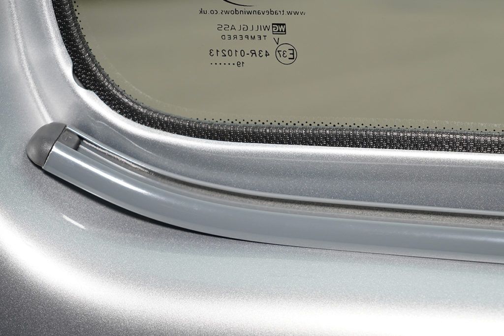 VW T6/T6.1 Window Curtain Kit - Vee Dub Transporters